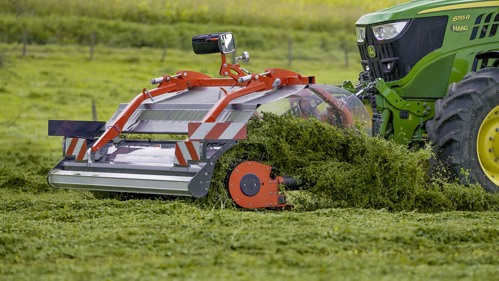 Pruebas realizadas por la revista Top Agrar en un modelo MERGE MAXX 440 F de KUHN. | KUHN