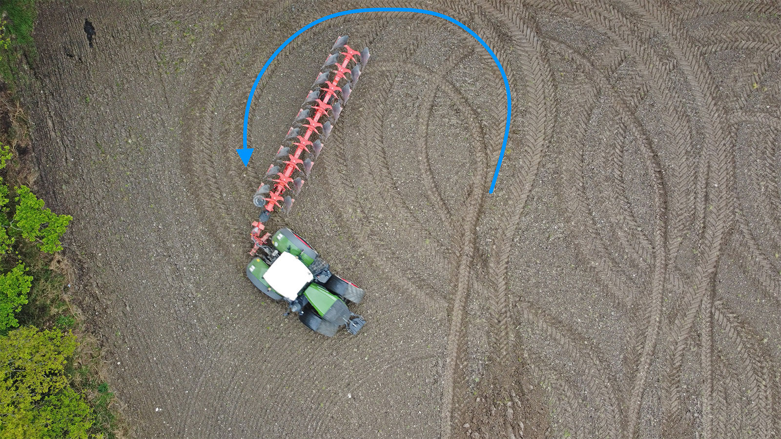 Reversible semi-mounted plough MULTI-LEADER XT | KUHN